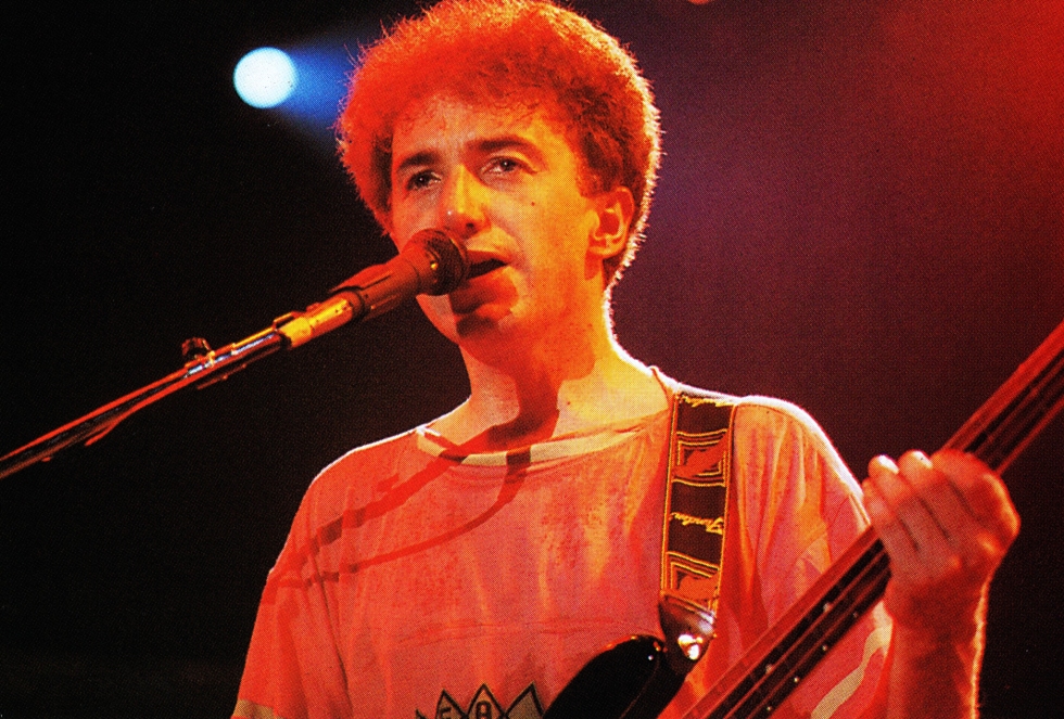 Seguindo John Deacon - parte 01/04 – Queen Net